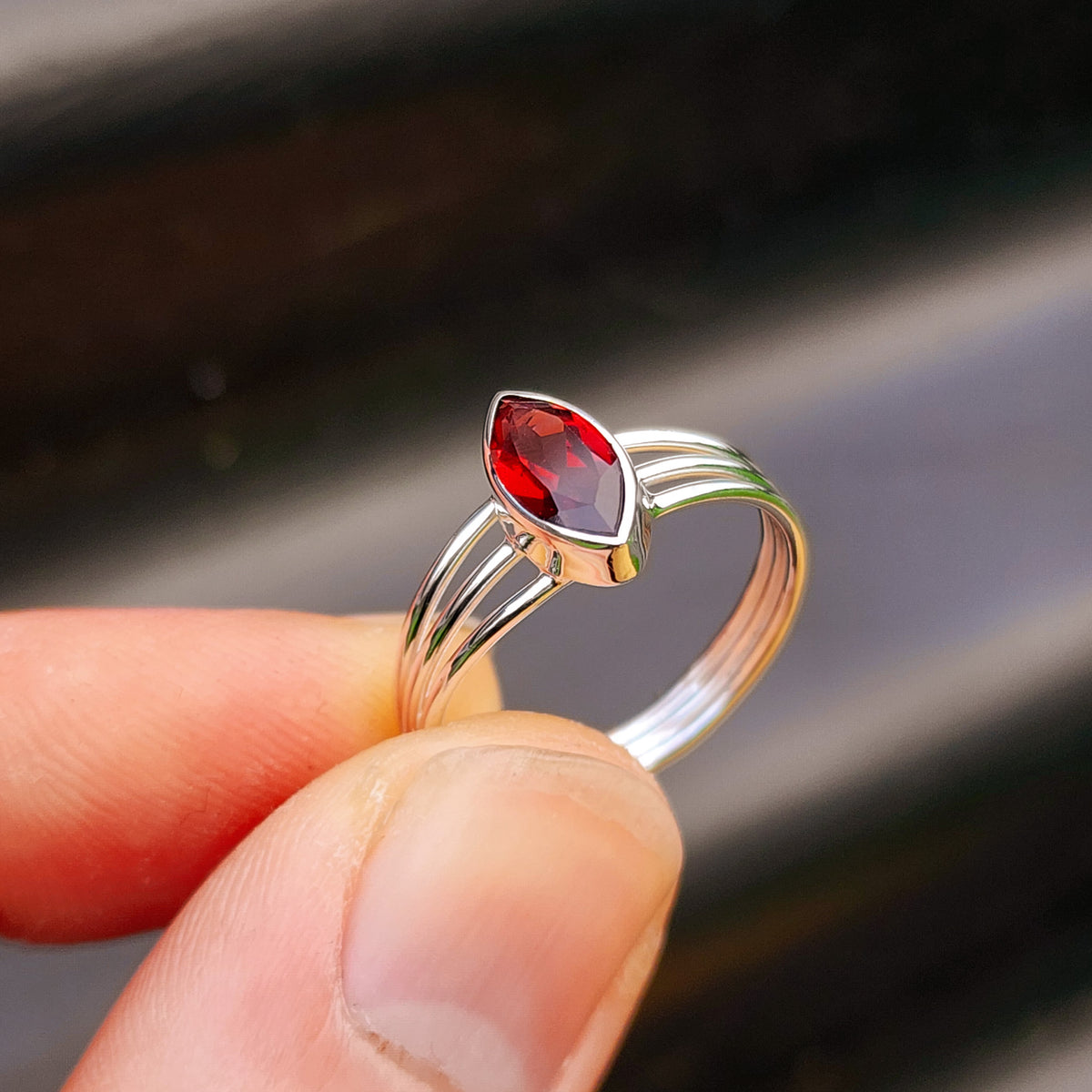 Solid 925 Sterling Silver & Natural Garnet 3 Bar Ring – amberj